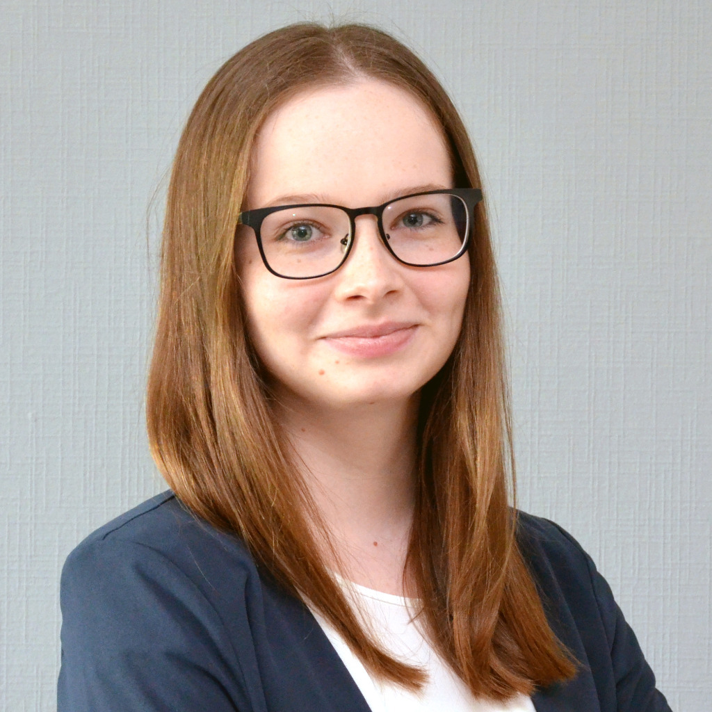 Julia Fuchs's Instagram, Twitter & Facebook on IDCrawl