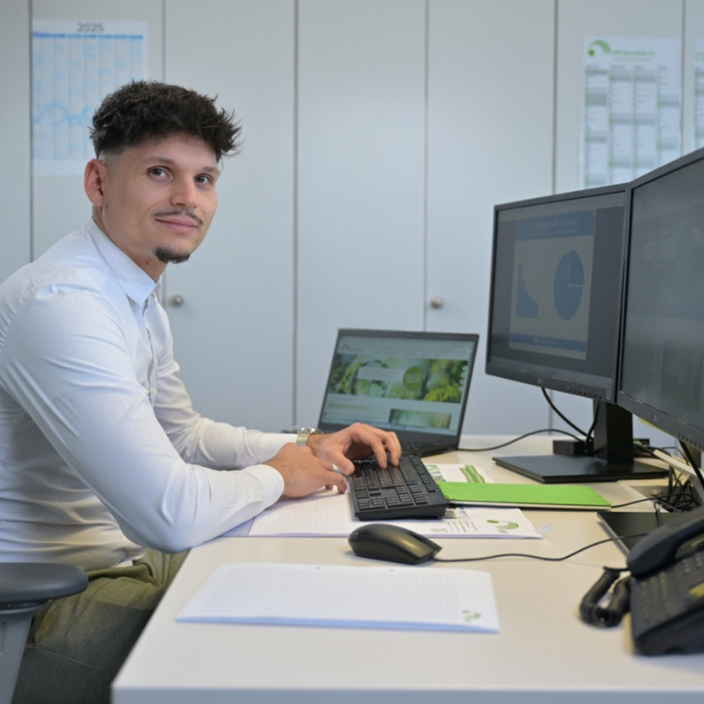 Patrick Hermann - Einkäufer - AVR Gruppe | XING