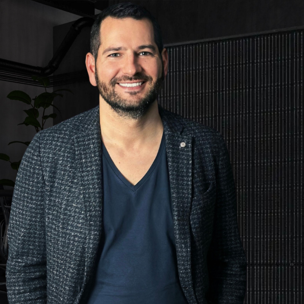 Atay in der Personensuche von Das Telefonbuch