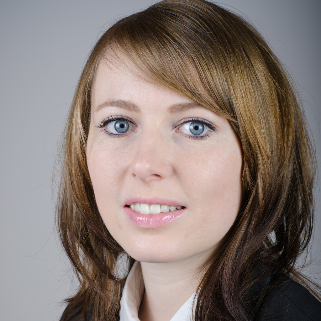 Katrin Lechner in der Personensuche von Das Telefonbuch