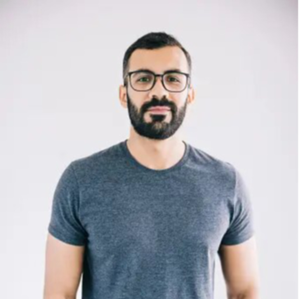 Lewis Smith - Content Editor - Alnicor Consulting | XING