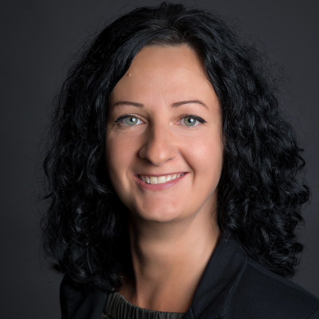 Astrid Beier - Order Processing Agent CTO, Expertise Center Spezialgase ...