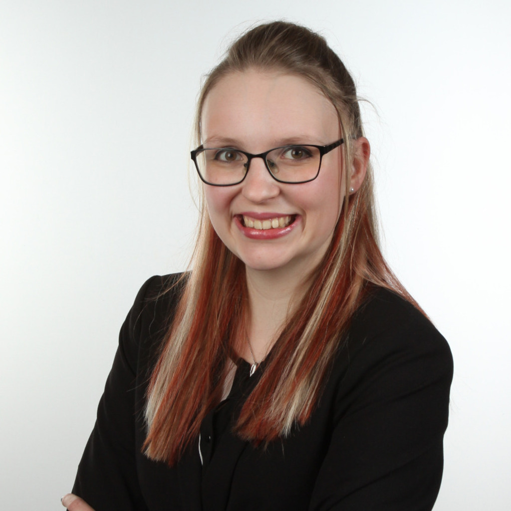 Anne Mollinger - Junior Produktmanagerin - GONIS GmbH | XING