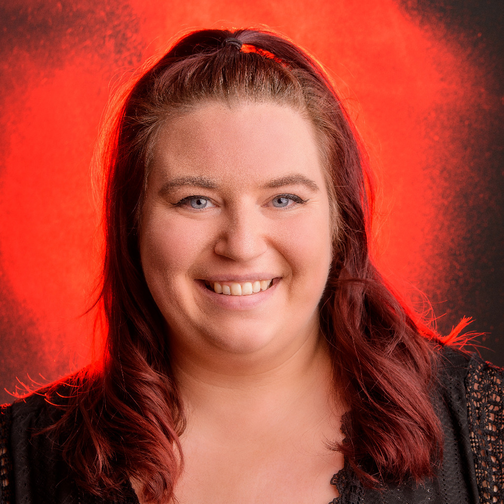 Jessica Schaefer - Senior Social Media Managerin - DOREAFAMILIE | XING
