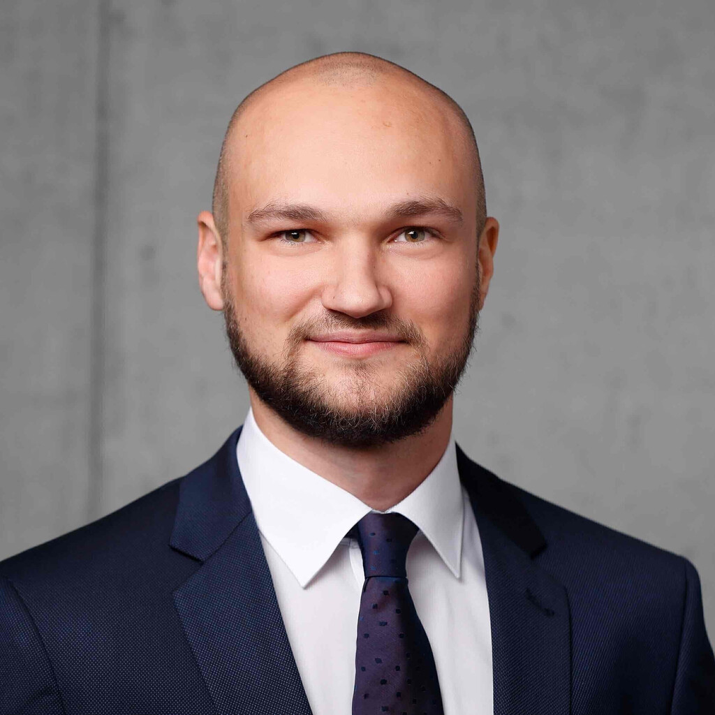 Daniel Neuberger - Applikationsingenieur On-Board-Diagnose NOx-Sensoren ...