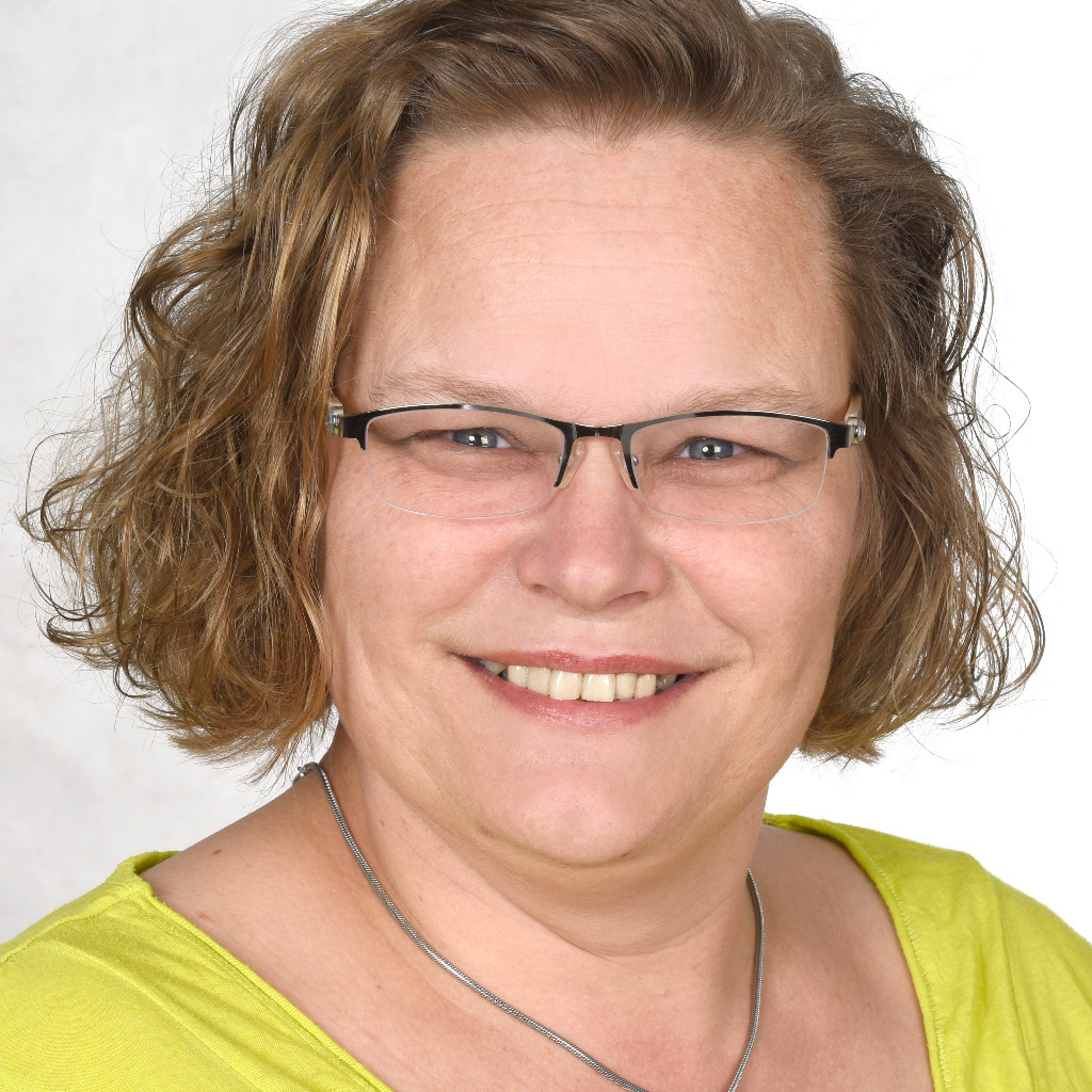 Cynthia Ewert - Abteilungsleitung - Narayana Verlag | XING