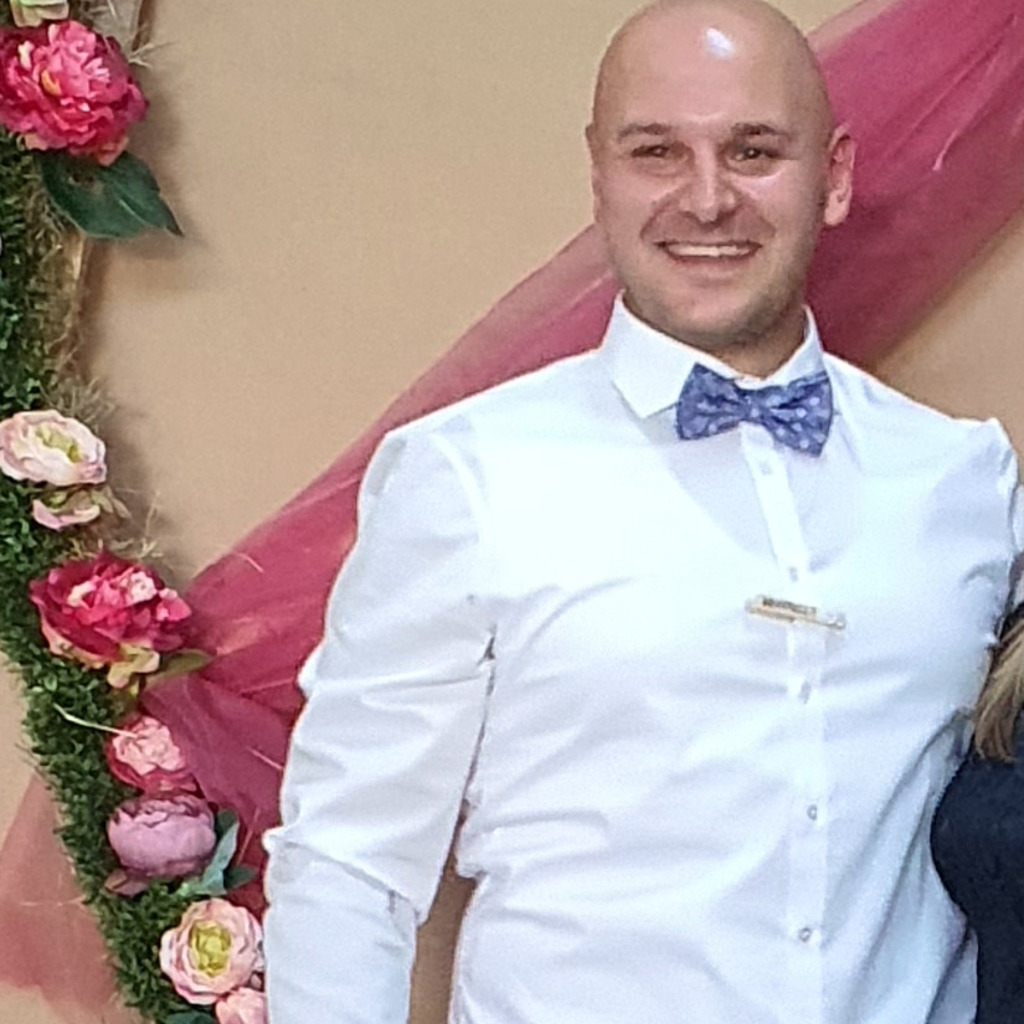 Tim Anwander - Projektleiter Elektrotechnik - Ekraft GmbH | XING