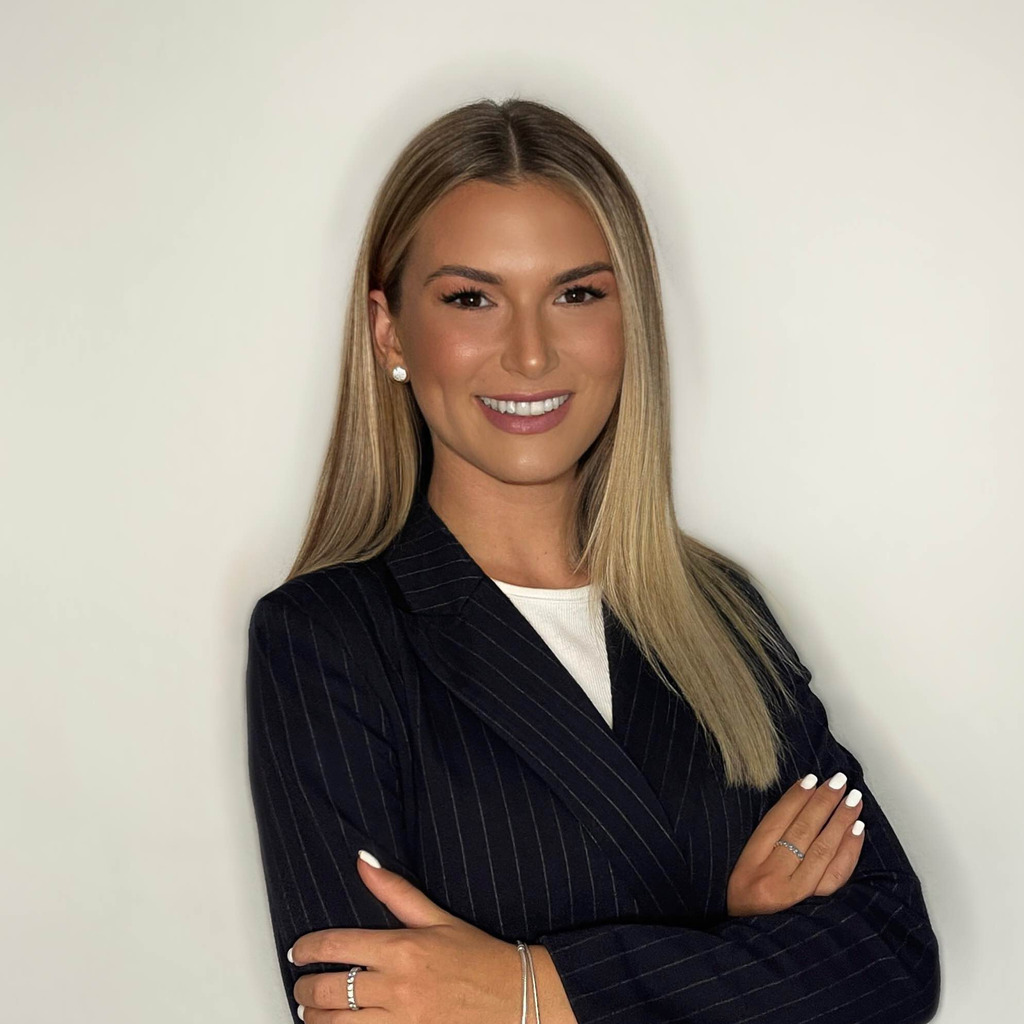 Lea Pelz - Immobilienkauffrau - Engel & Völkers | XING