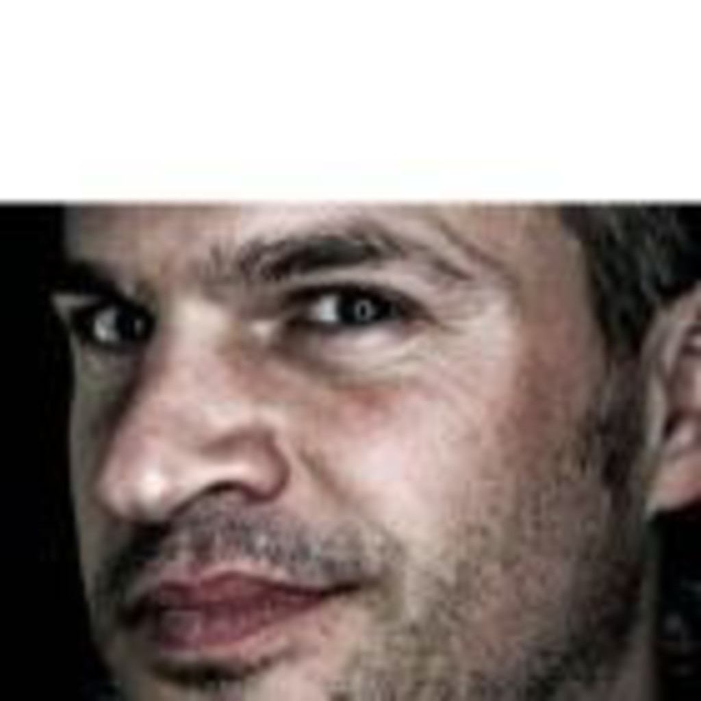 Emile Bode - CEO/Owner - EmileGuitars | XING