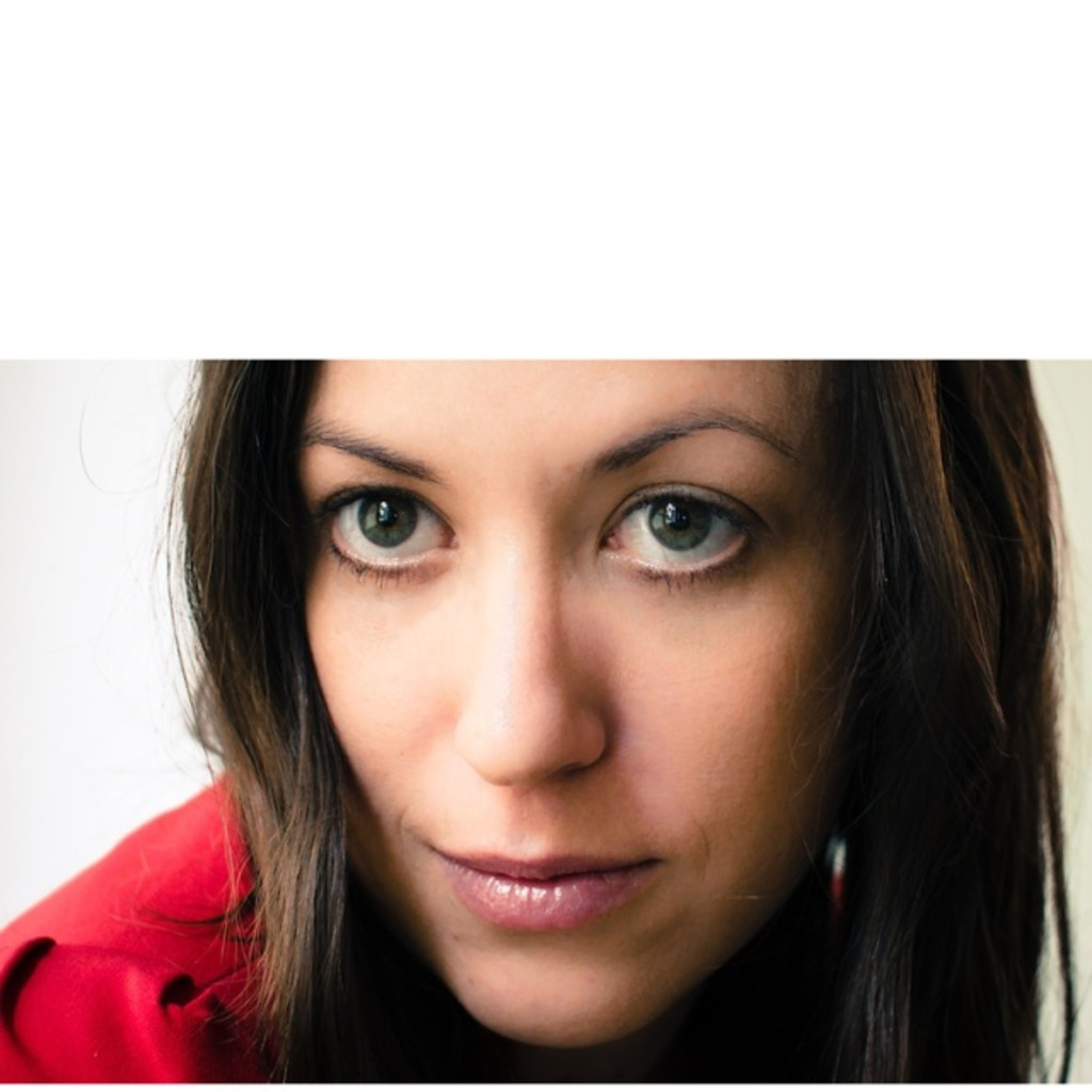 Elizabeth Riley - MRI Sales Support Manager North West Europe - Philips ...