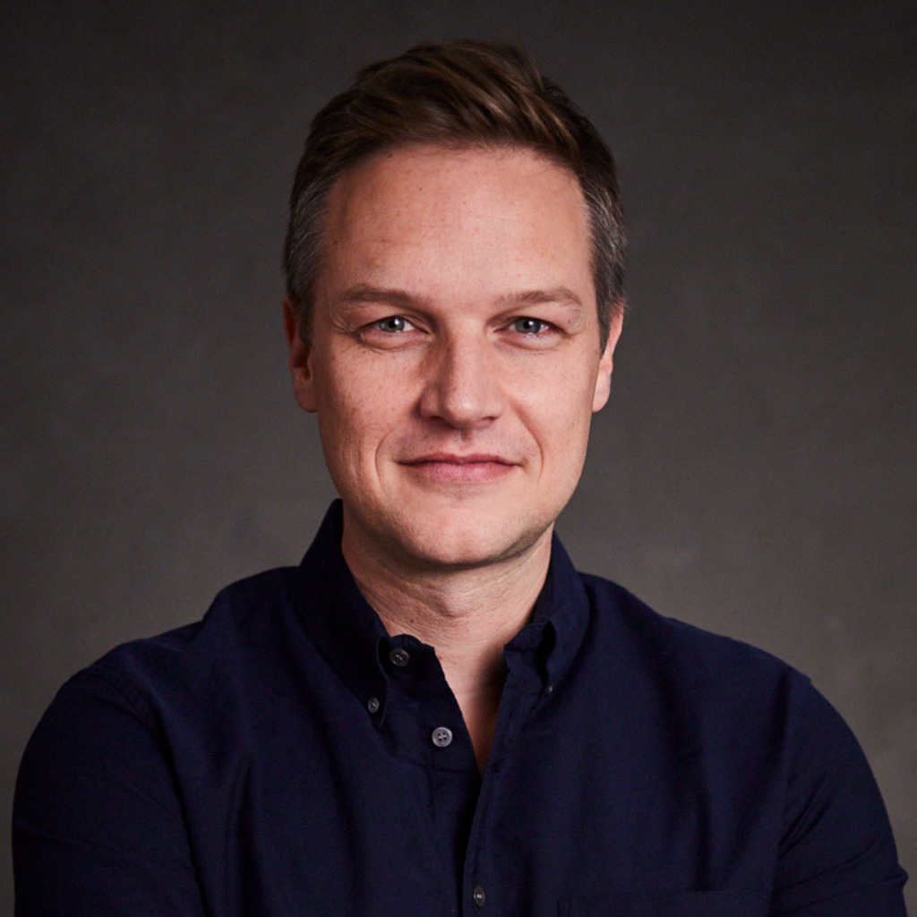 Ronald Thomas - Senior Manager Digital & E-Commerce (PowerBar, Dymatize ...