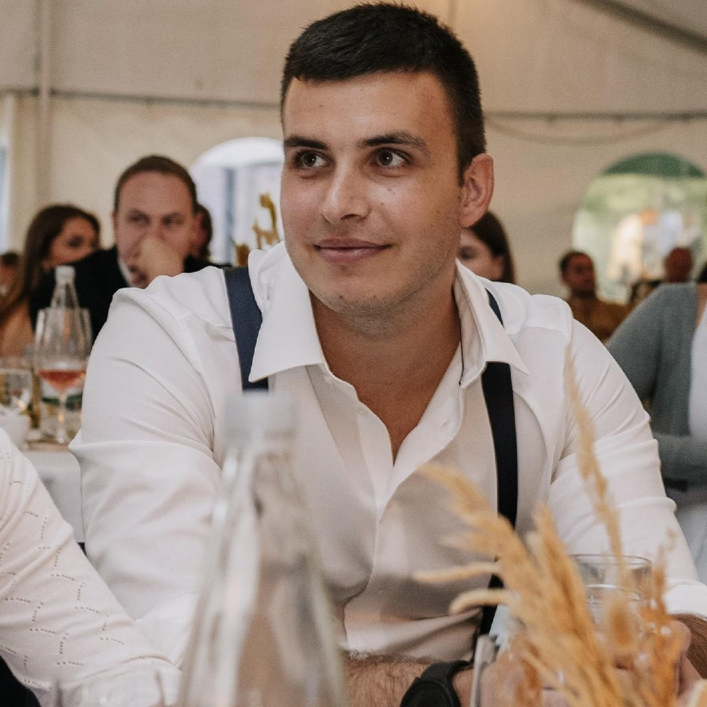 Leon Metzger - Industrieelektroniker - VGF Frankfurt | XING