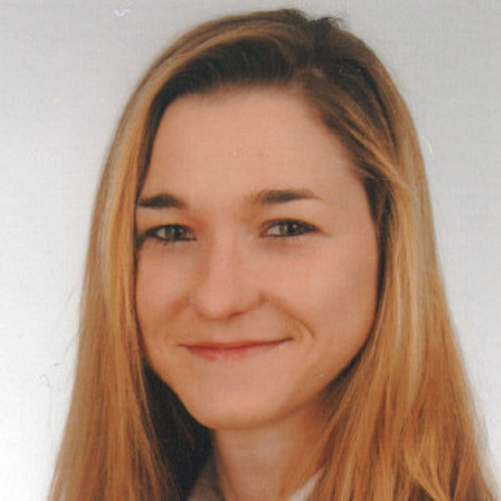 Stephanie Piede Senior Consultant PwC XING stephanie-piede-senior-consultant-pwc-xing