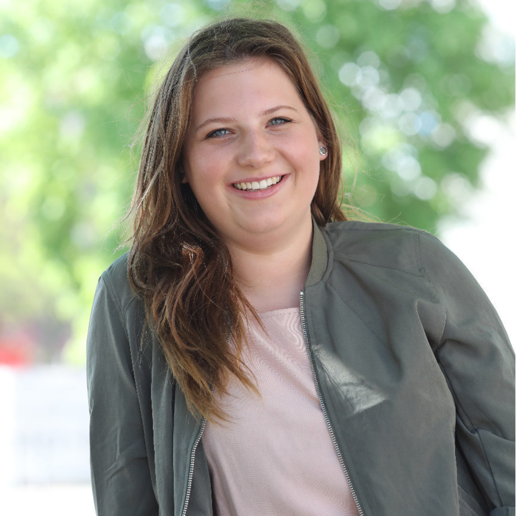 Ostrowski aus Hamburg in der Personensuche von Das Telefonbuch