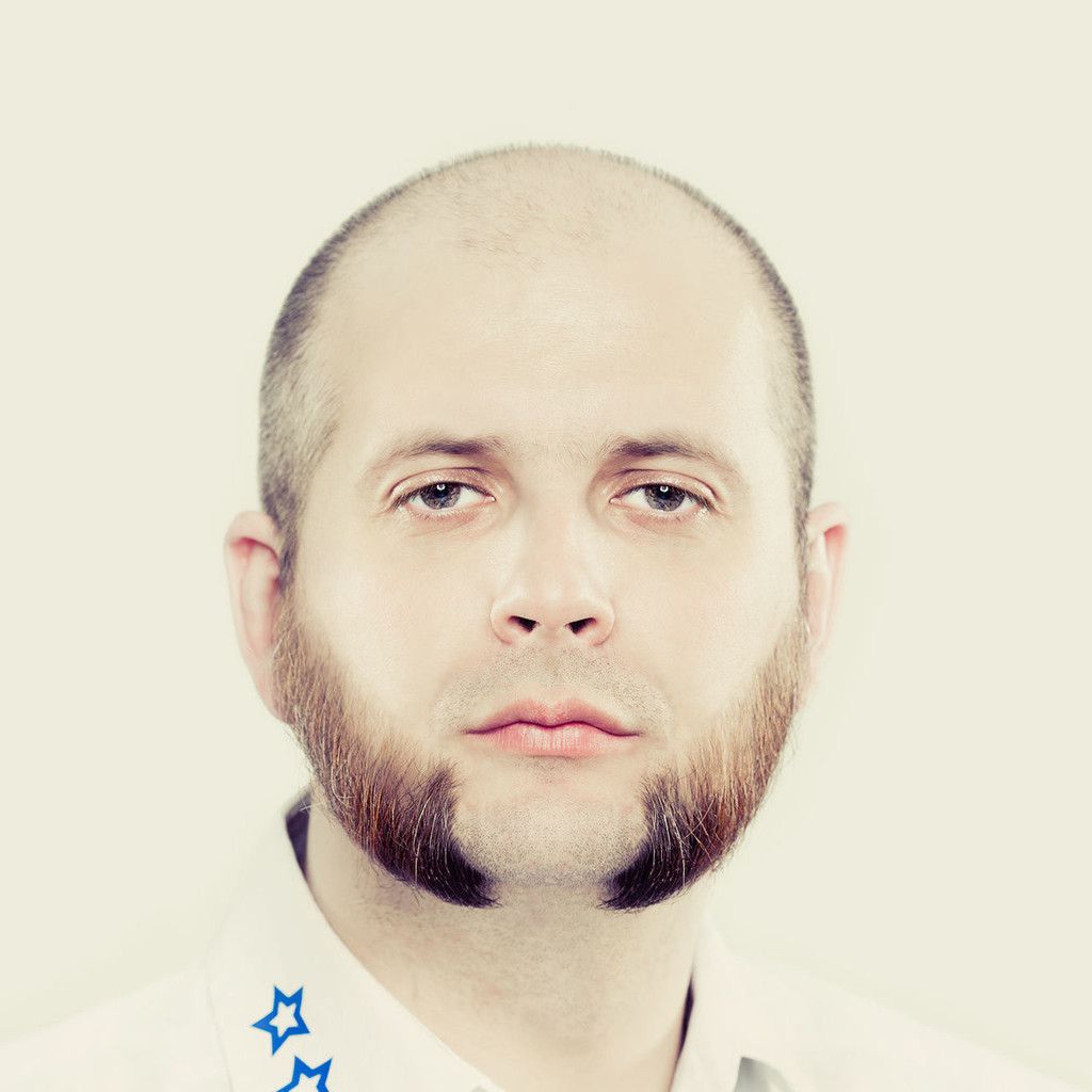 Robert Tober - Fotografenmeister - www.toro.cc | XING