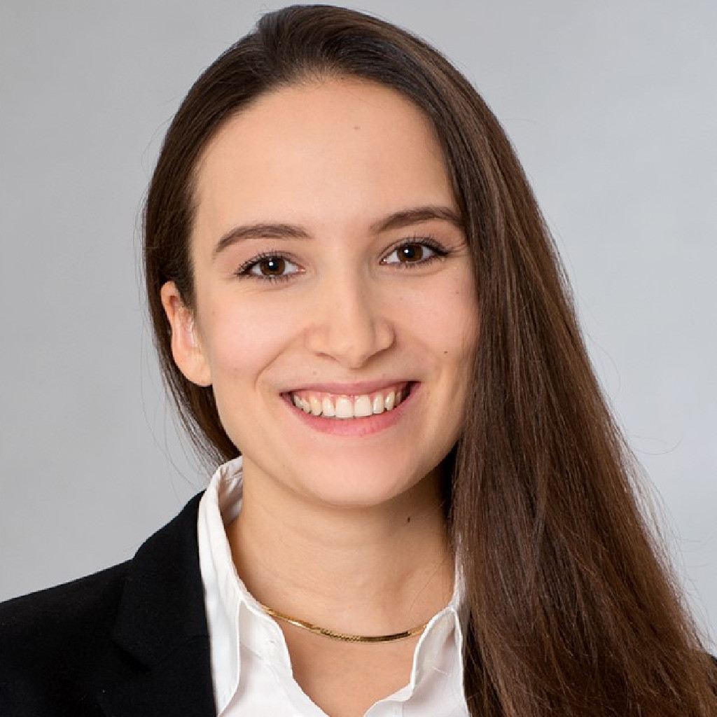 Anna-Maria Henning - Referentin Corporate Governance und Aufsichtsrat ...