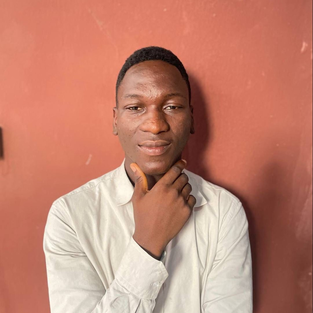 Azeez Mujeeb - Product Designer - Freelance | XING