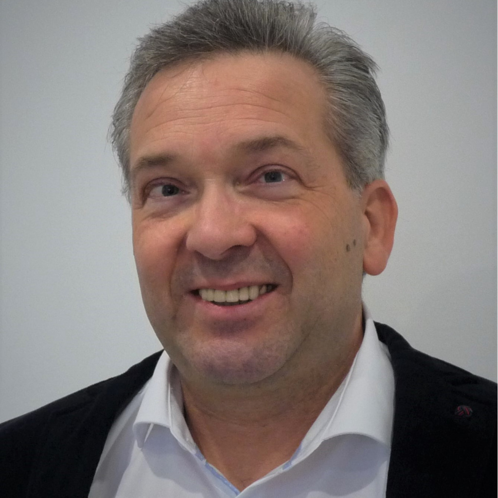 Wolfgang Pfau - Geschäftsführer - SCHUVER & PARTNER Personalberatung ...