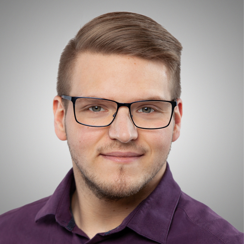 Reul aus Warburg in der Personensuche von Das Telefonbuch