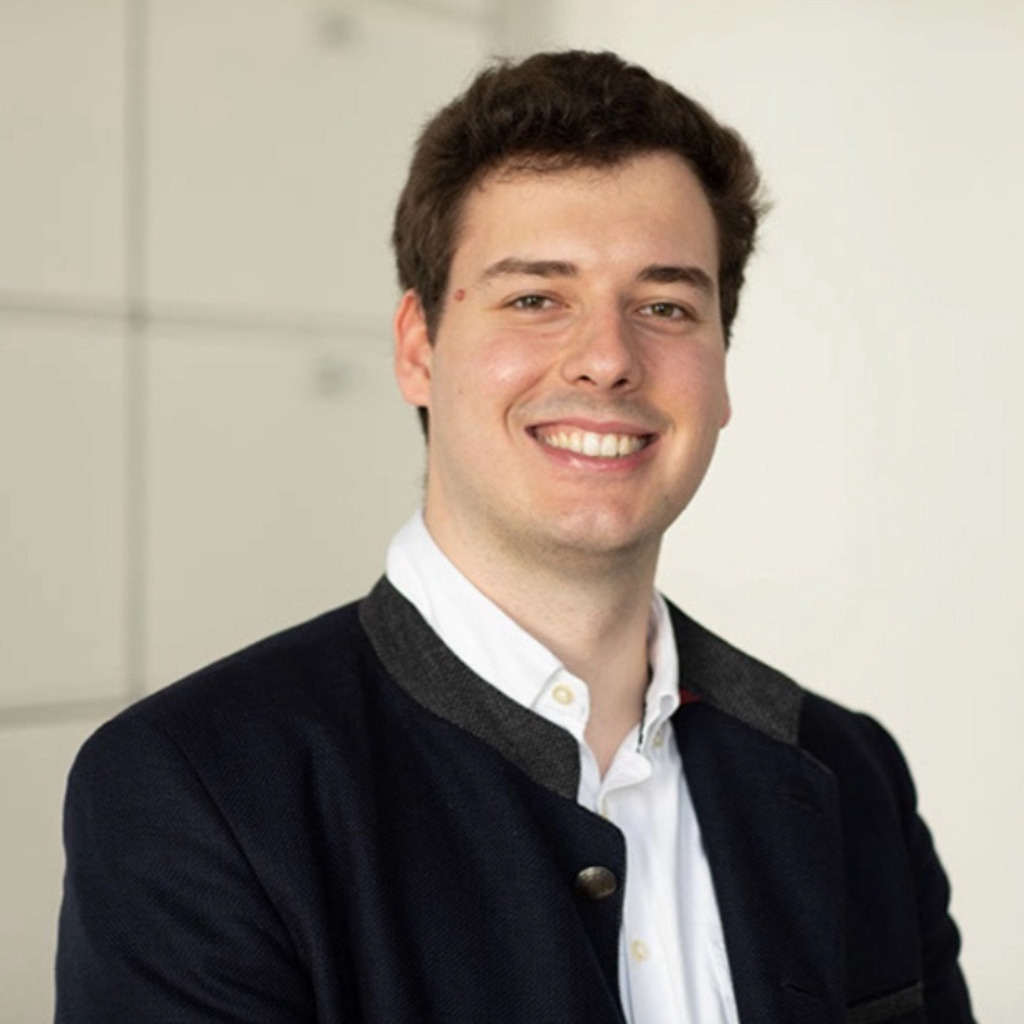 Adrian Bresgen - Sales Consultant & Fleet Manager - HÖVELER HOLZMANN | XING