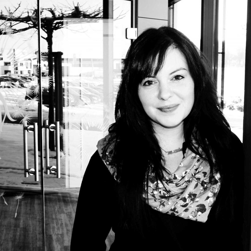 Jennifer Pint - Controlling & Lean Management - PRÜM-Türenwerk GmbH | XING