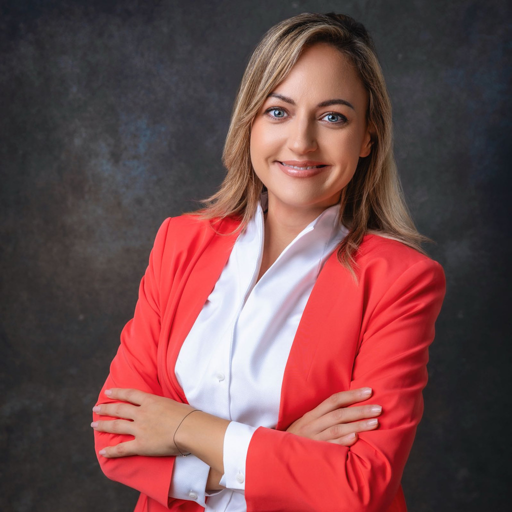 Jacqueline Rasser - Crew Resource Management Trainerin - Austrian ...