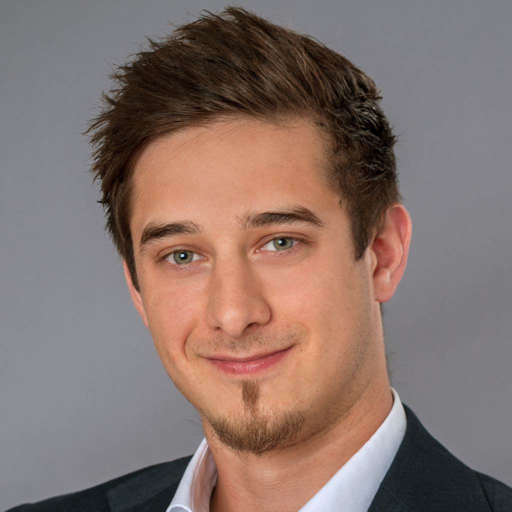 Dominik Huber in der Personensuche von Das Telefonbuch