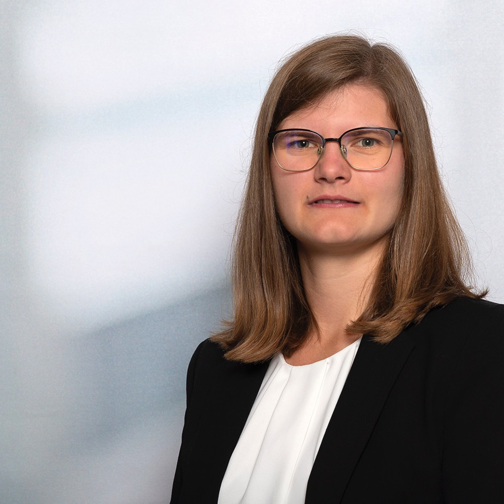 Julia Ludwigkeit - Abteilungsleitung Prozesse und Controlling der ...