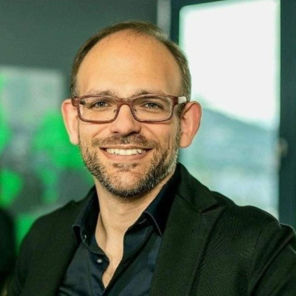 Dominik Volkert - Head of GRASS ACADEMY - Grass | XING