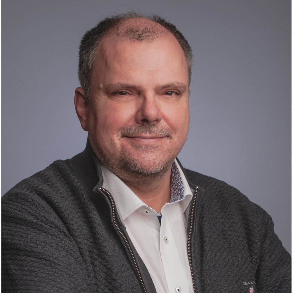 Karl Bach - Senior Technical Consultant - Virtual 7 GmbH | XING