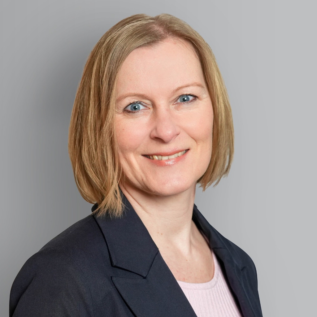 Angela Redmann - Manager - dhpg | XING