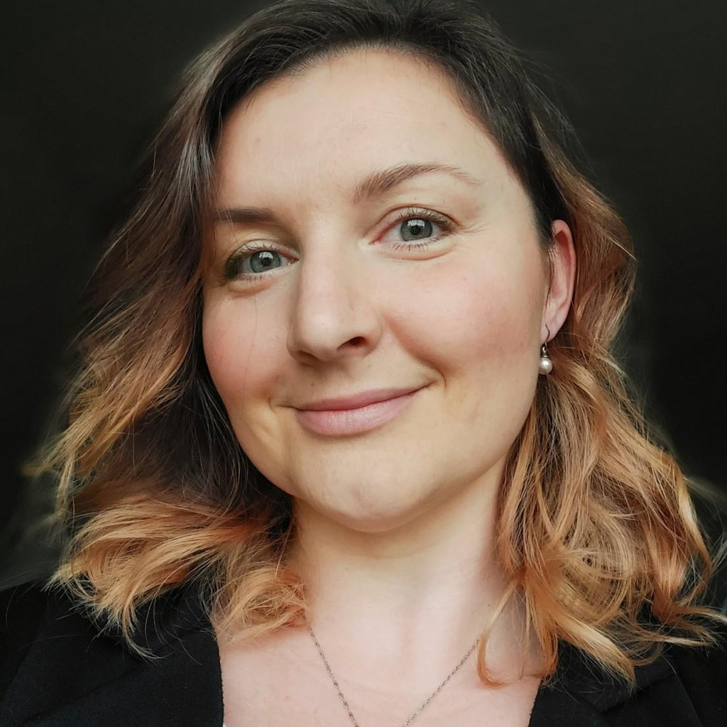 Lisa Boeder's Instagram, Twitter & Facebook on IDCrawl