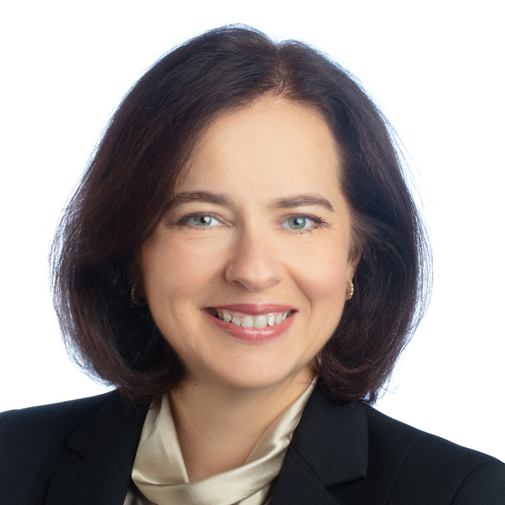 Dipl.-Ing. Julia Pezzei - Referent Information Security - Finanz ...