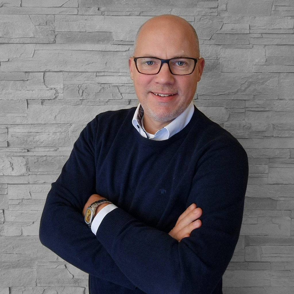 Sebastian Jacob - Versicherungskaufmann - AXA Versicherungsbüro ...