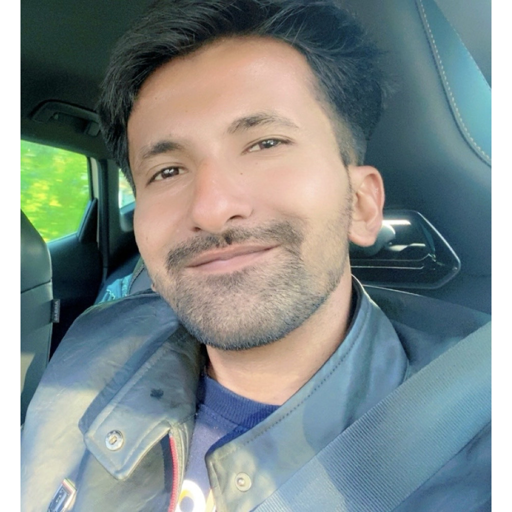 Muneeb Ahmed - Executive - Graphics & UI/UX Designer - Enormatech | XING