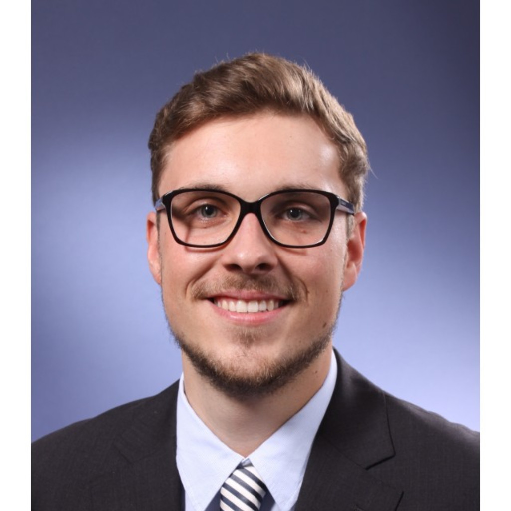 Daniel Stiber - Infrastruktur - cellcentric GmbH & Co. KG - A Daimler ...