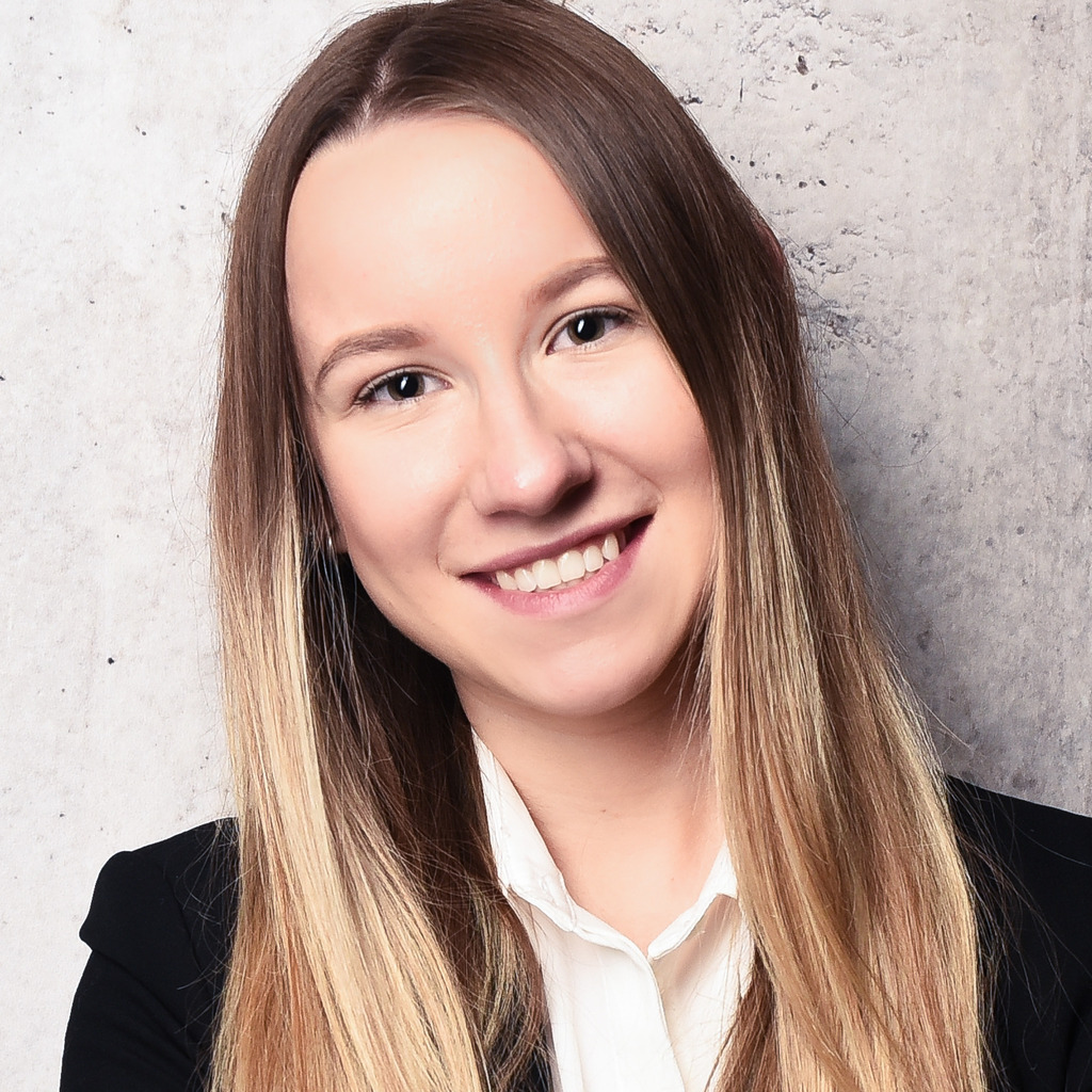 Natalie Dorszynski - Kundenberaterin im Innendienst - Pantaenius ...