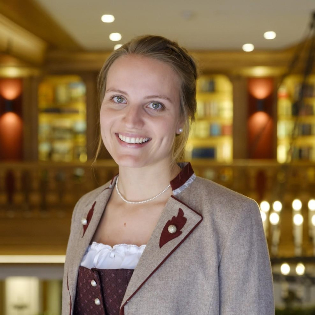 Lisa Hörmann - Manager Reservations, Yield & Revenue Management ...