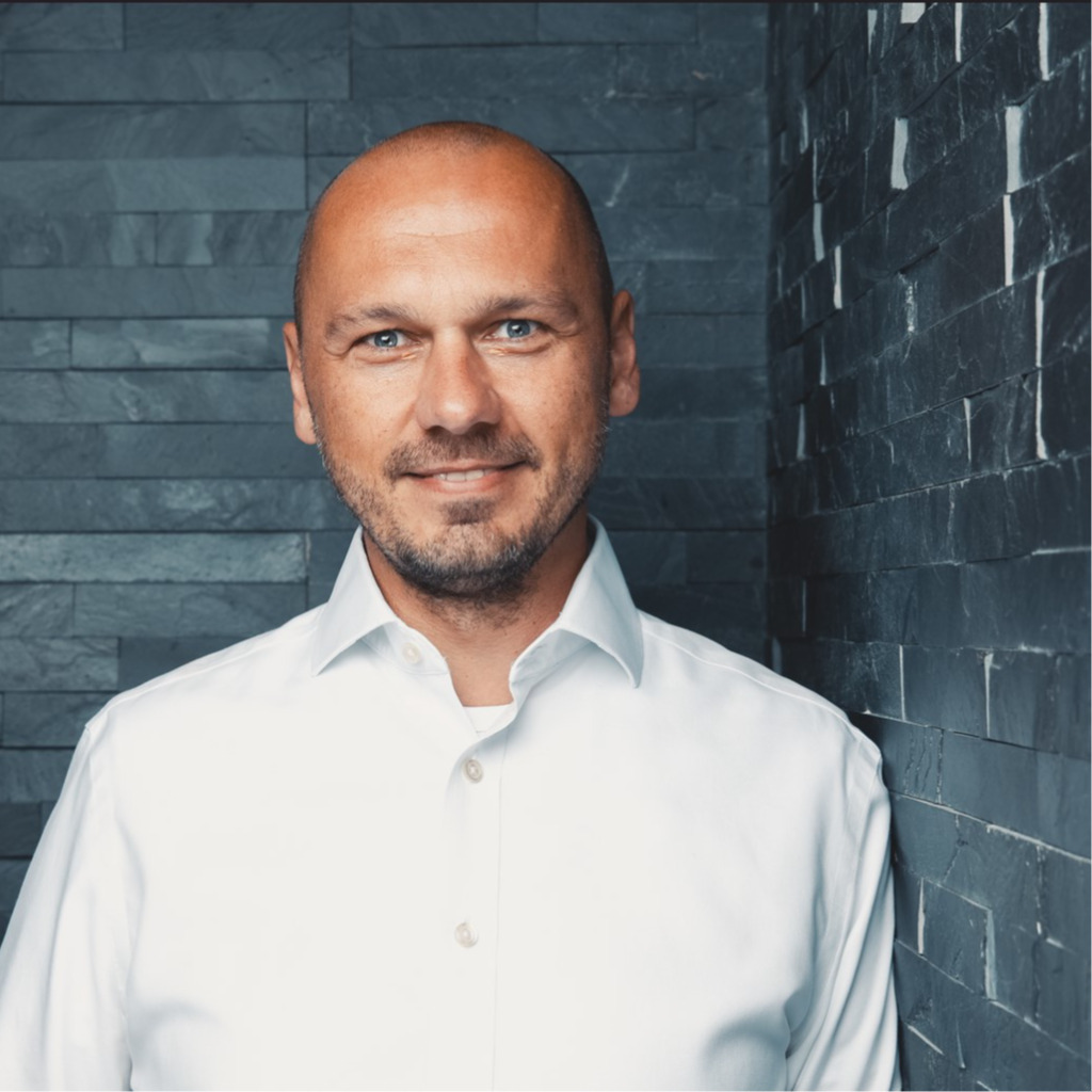 Patrick Grabellus - Head of Business Controlling - Dorsch Gruppe | XING