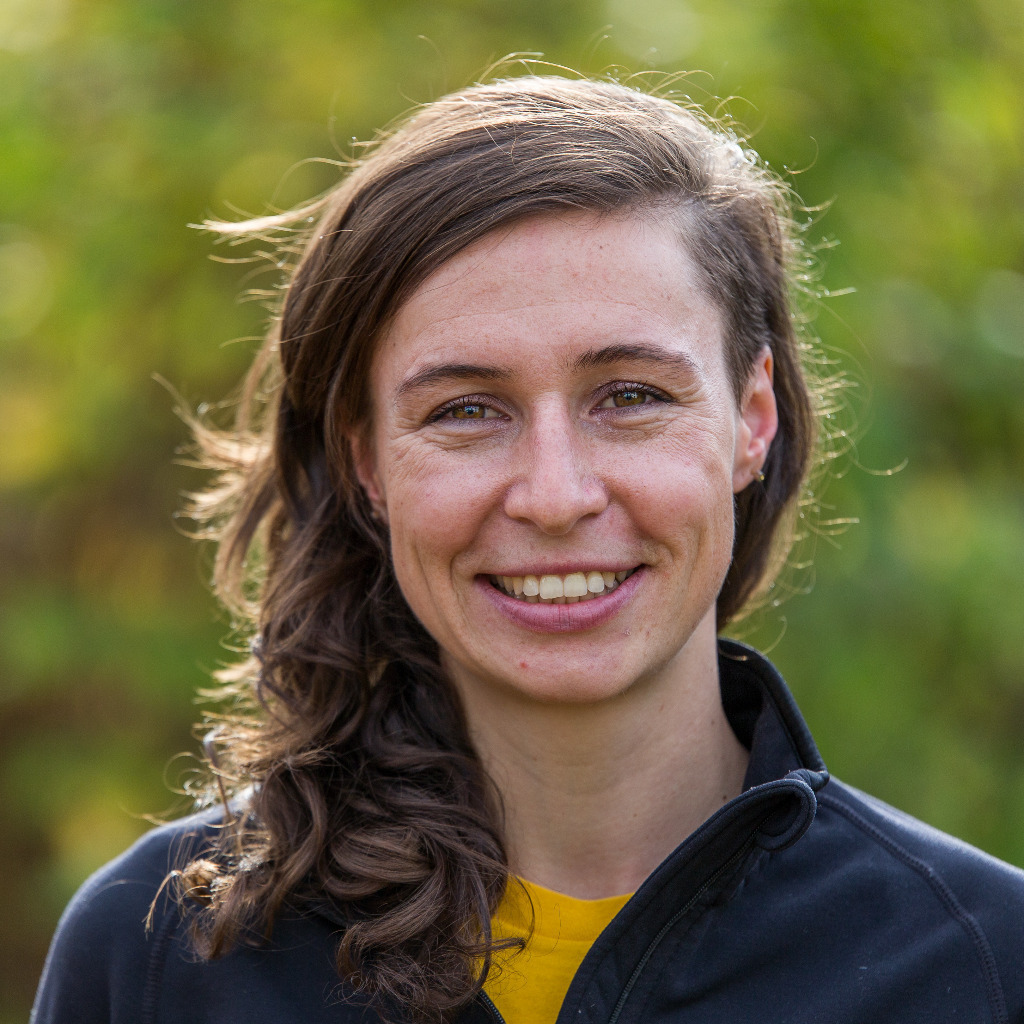 Svenja Kasper - Mitarbeiterin Kurskoordination und Teilnehmerservice ...