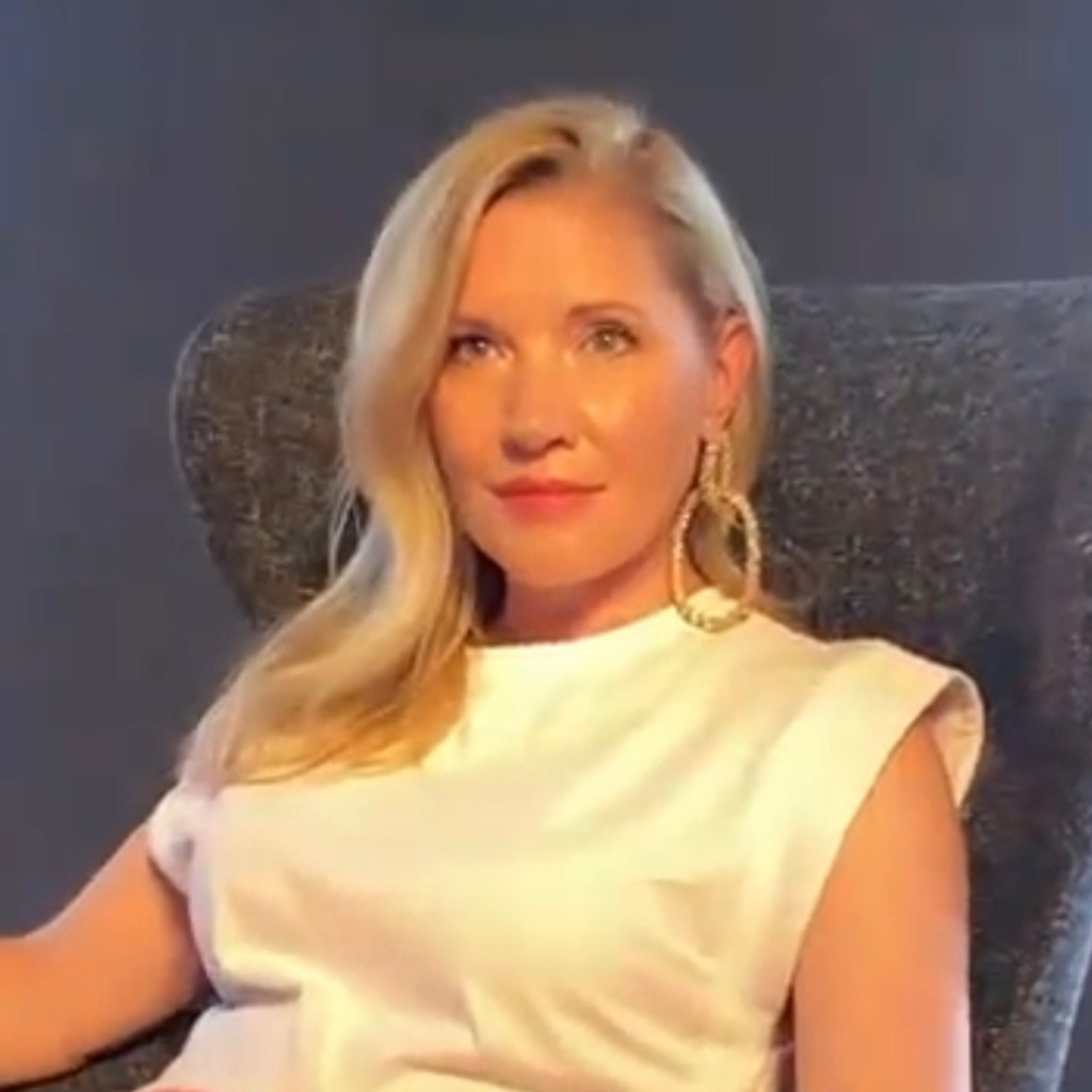 Daniela Dingfelder - Operative Geschäftsführerin / COO - DEGUMA-SCHÜTZ ...