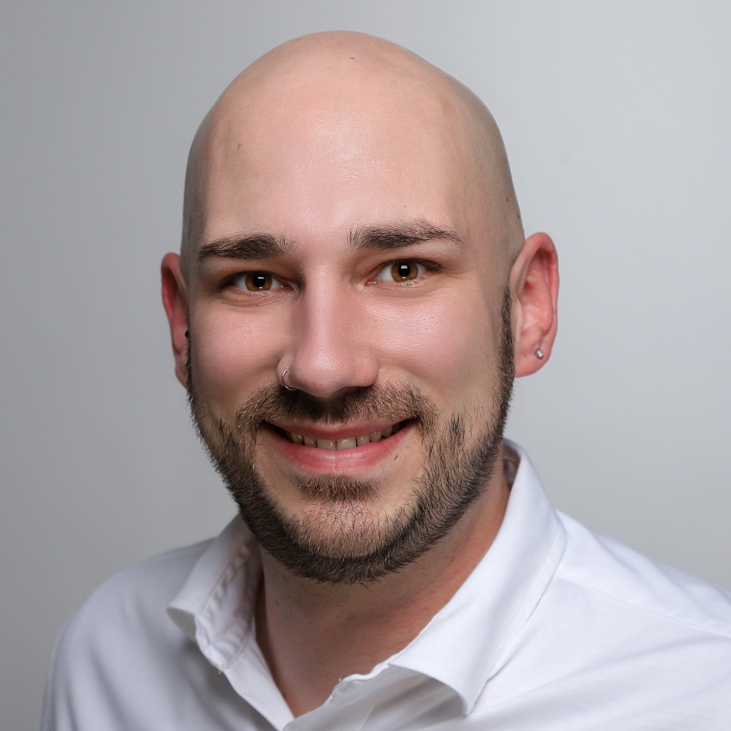 Robin Schäfer - Fachkraft für Transport und Entsorgung - Sika ...