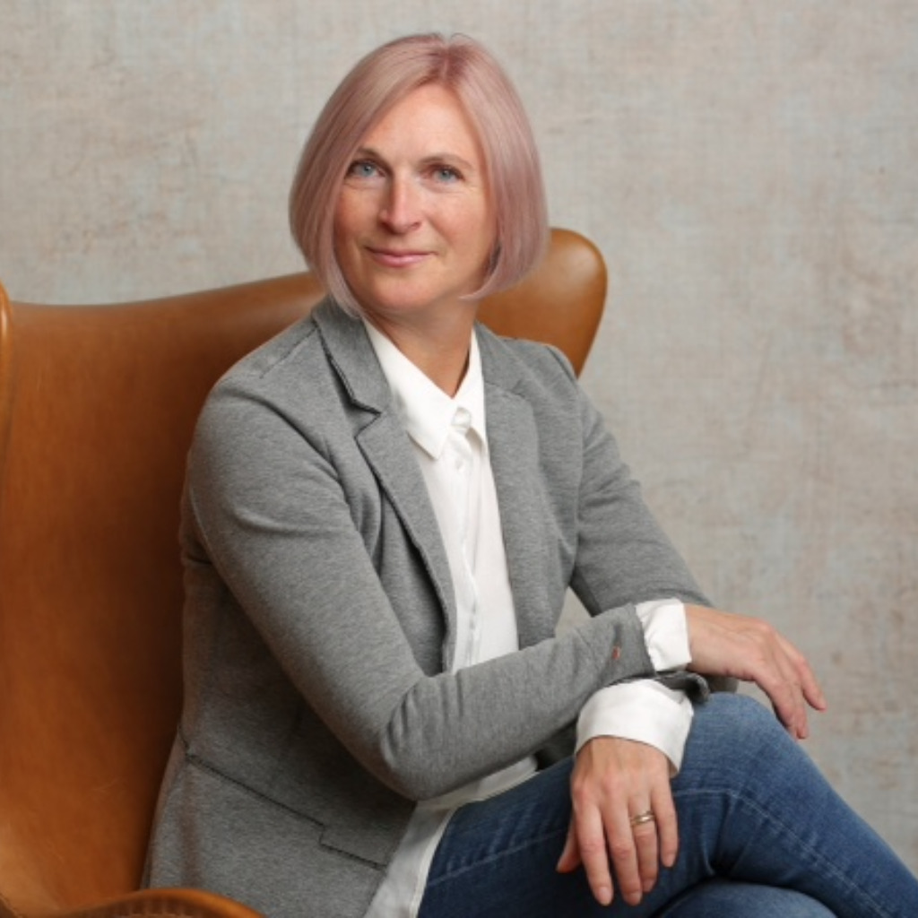 Eva Maria Kaiser - Business Travel Consultant - Comtravo Operations ...