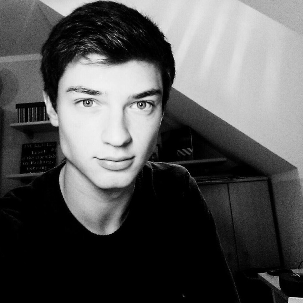 Florian Engl - Grafikdesign - BG/BRG Gmunden | XING