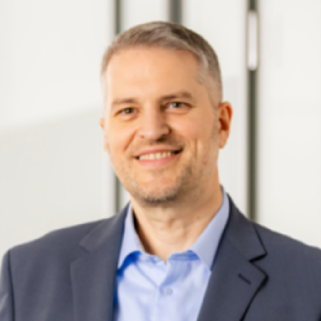 Lars Rogge - Director Partner Management - mobilezone | XING