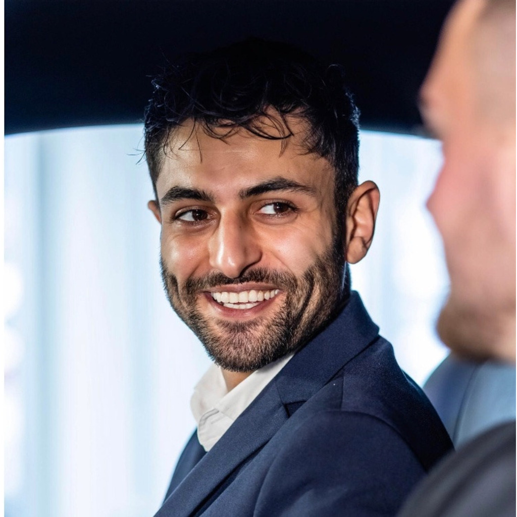 Amir Taghavi - Abteilungsleiter - Arena Personal Management GmbH | XING