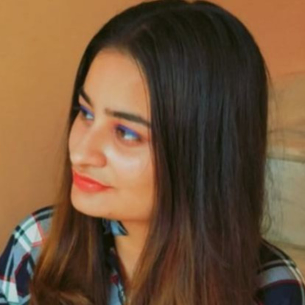 Misha Arora - Certified Nutritionist - Weight Loss Nutritionist ...