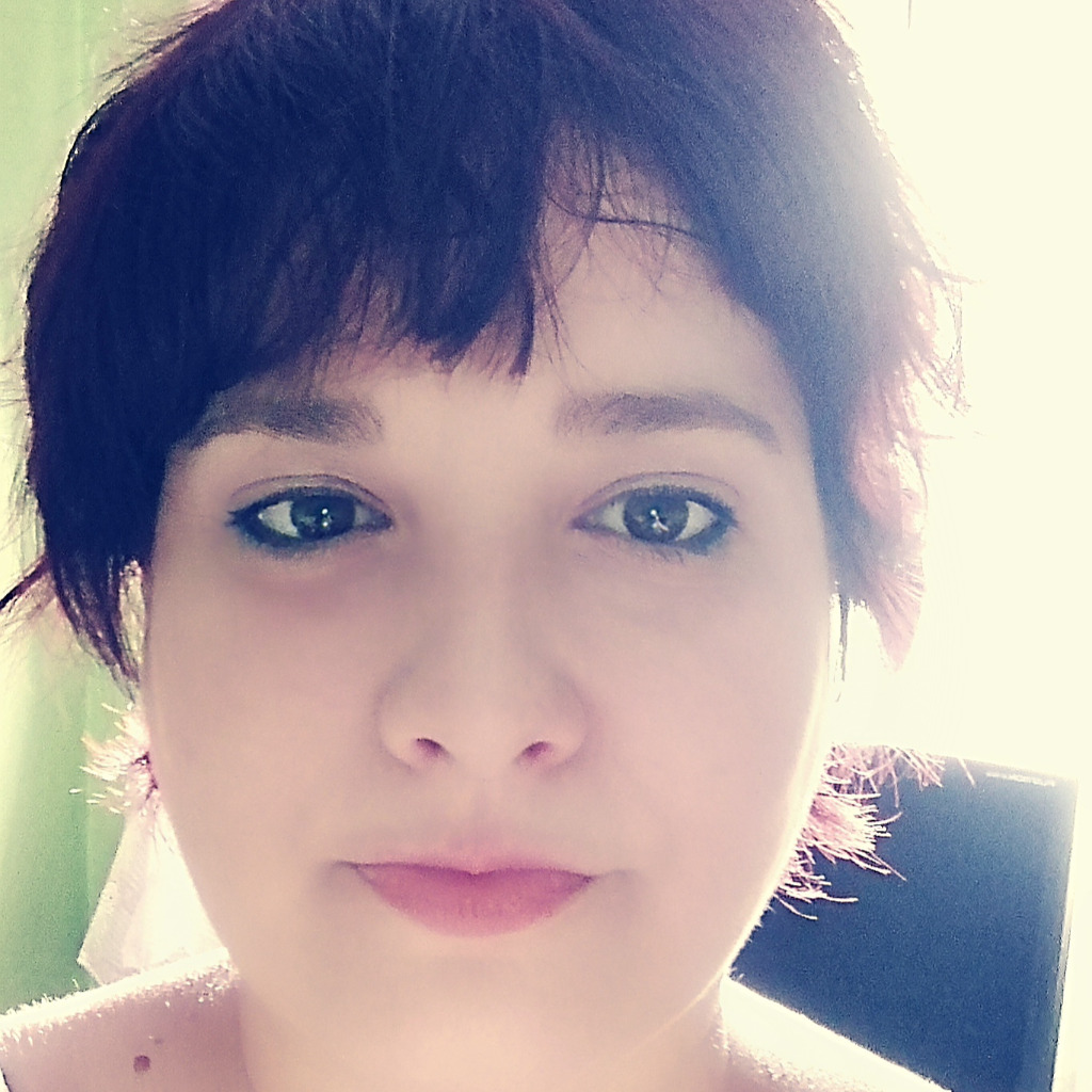 Eva Jimenez's Instagram, Twitter & Facebook on IDCrawl