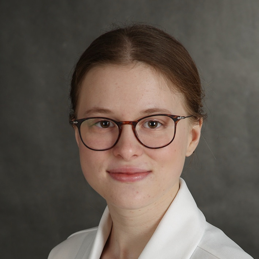 Lena Lang - Sachbearbeiterin Export - Winkel GmbH | XING