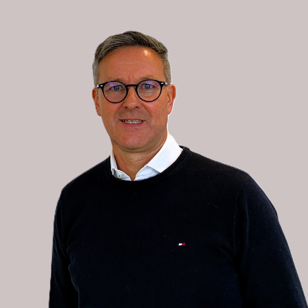 Ingo Möller - Leiter HELLA Ca. - Hella Sonnen-und Wetterschutztechnik ...